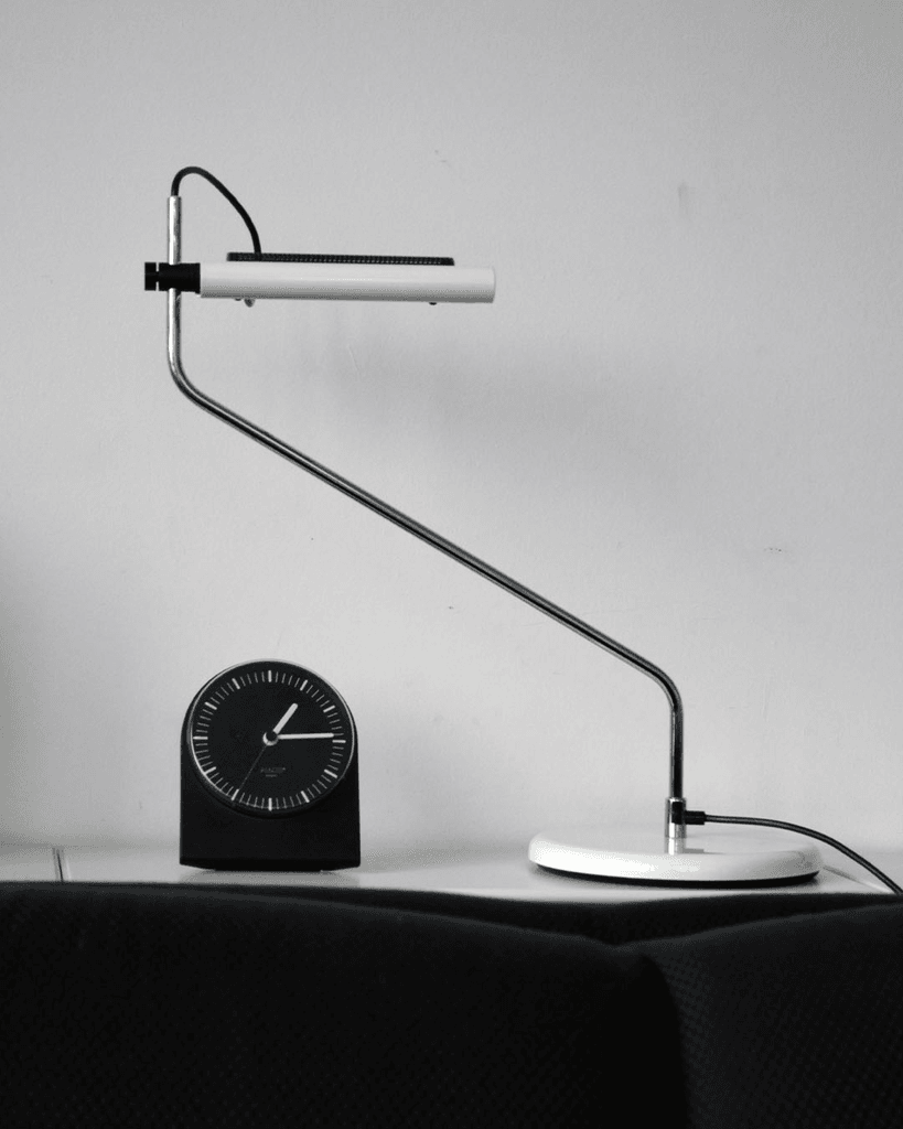 Halogen Flag-T by Brendel & Loewig | Pekenio